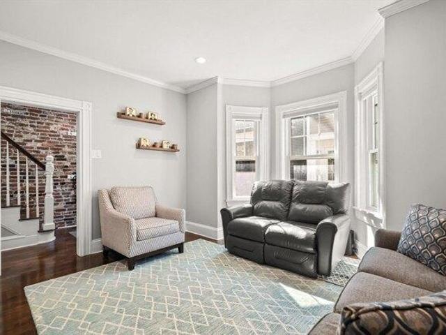 house with 3 bedroom, Boston MA ES103496151