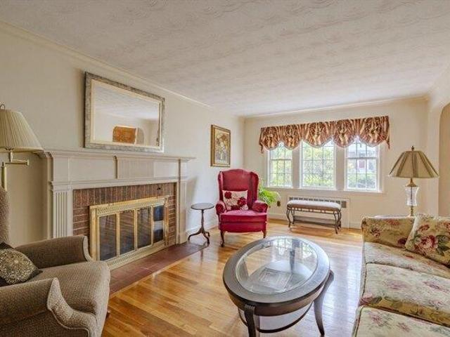 house with 3 bedroom, Boston MA ES103498266