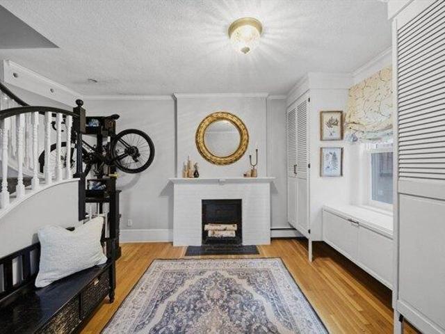 house with 3 bedroom, Boston MA ES103603946