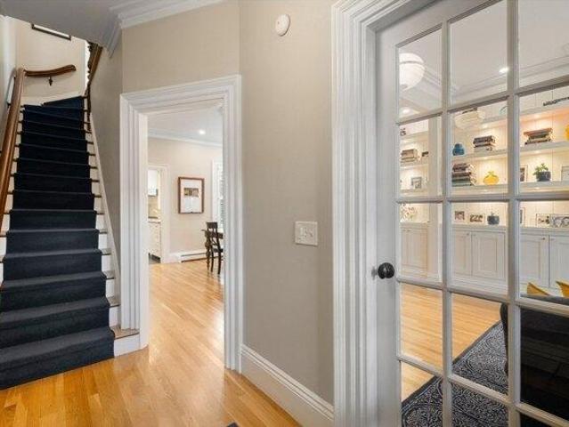 house with 3 bedroom, Boston MA ES103968244