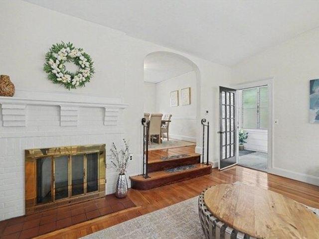 house with 3 bedroom, Boston MA ES103020445
