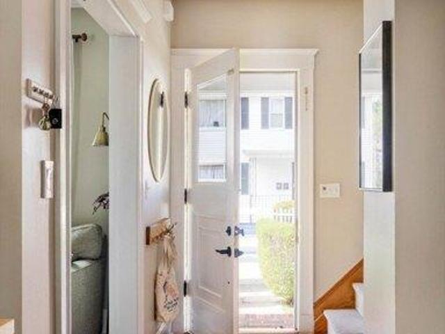 house with 3 bedroom, Boston MA ES103020595