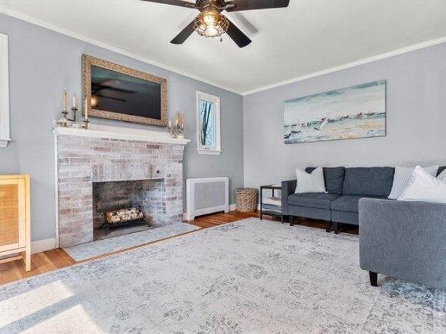 house with 3 bedroom, Boston MA ES103035697