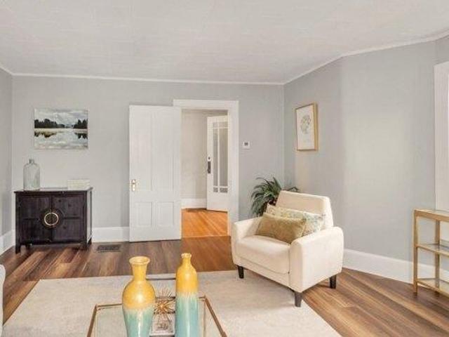 house with 3 bedroom, Boston MA ES103160225