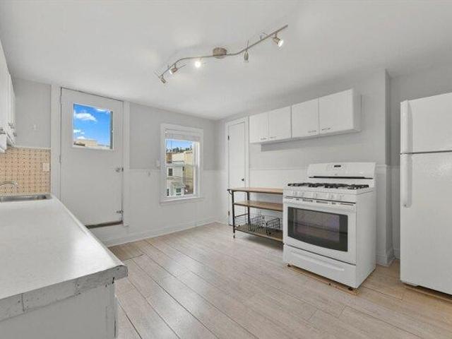 house with 3 bedroom, Boston MA ES103184514