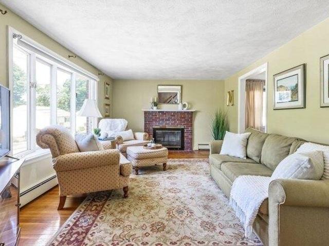 house with 3 bedroom, Boston MA ES103188738