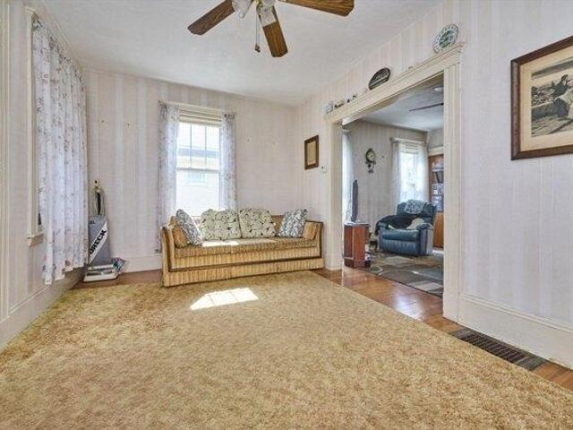 house with 3 bedroom, Boston MA ES103189918