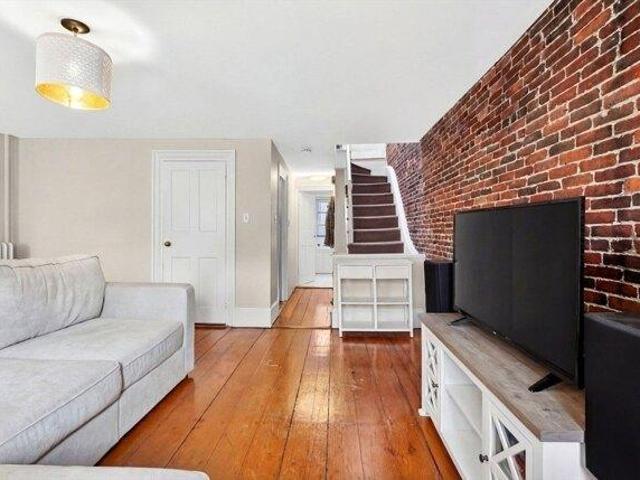 house with 3 bedroom, Boston MA ES103221411