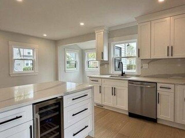 house with 3 bedroom, Boston MA ES104607784