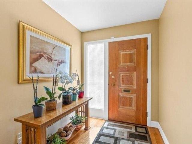 house with 3 bedroom, Boston MA ES104788137