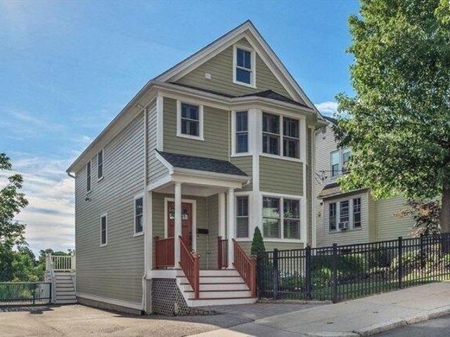 house with 3 bedroom, Boston MA ES104791073