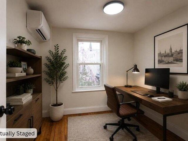 house with 3 bedroom, Boston MA ES104791145