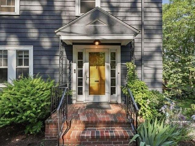 house with 3 bedroom, Boston MA ES104810200