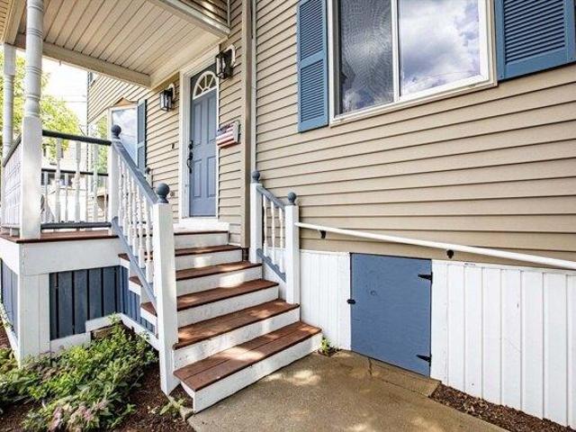 house with 3 bedroom, Boston MA ES104904921