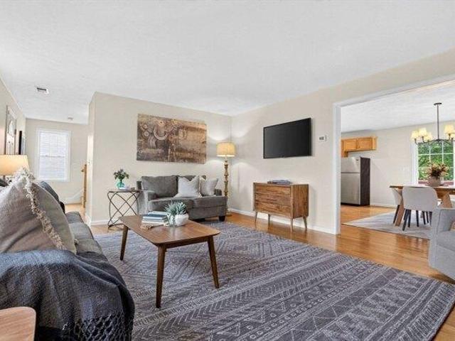house with 3 bedroom, Boston MA ES104044629