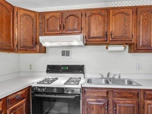 house with 3 bedroom, Boston MA ES104188318