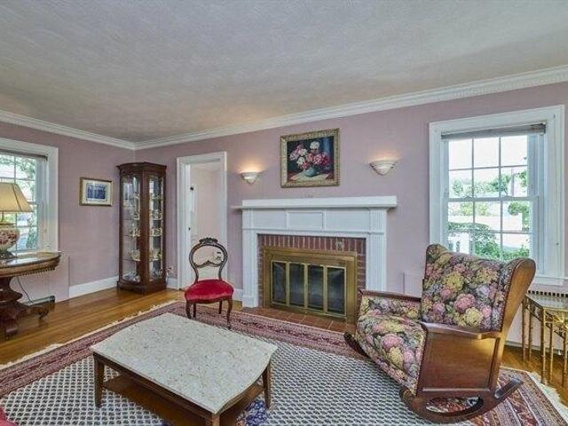 house with 3 bedroom, Boston MA ES104232590