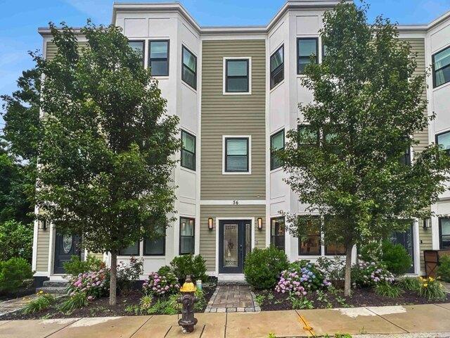 house with 3 bedroom, Boston MA ES105497646