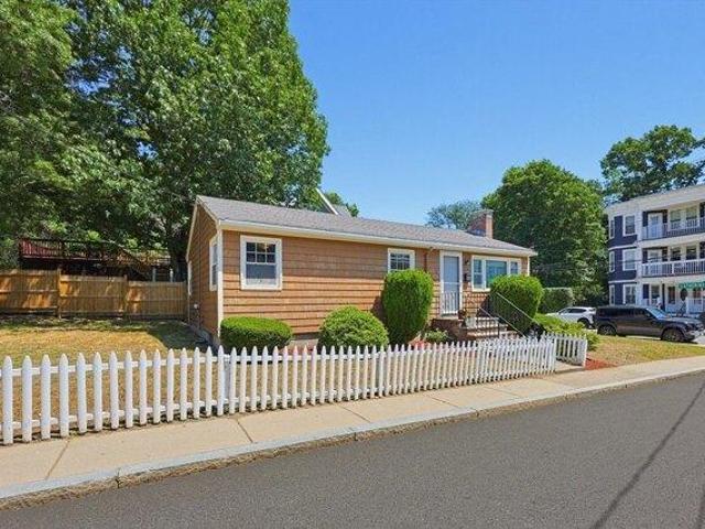 house with 3 bedroom, Boston MA ES105060751