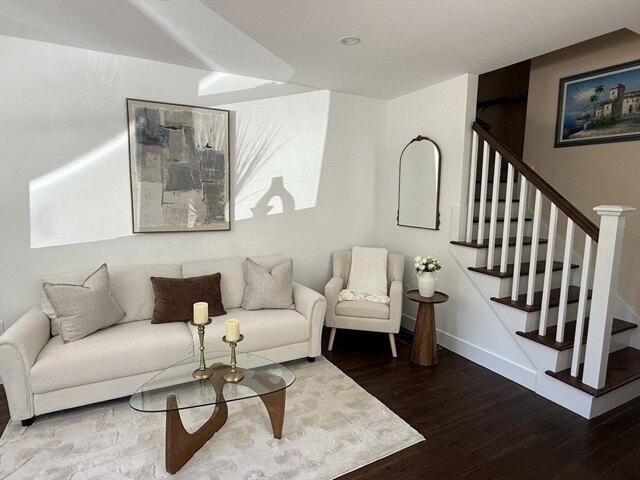 house with 3 bedroom, Boston MA ES105060877