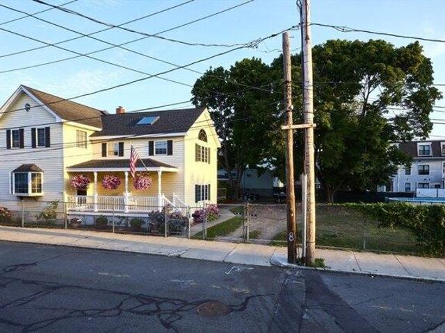 house with 3 bedroom, Boston MA ES105082720