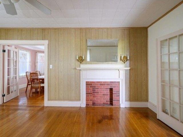 house with 3 bedroom, Boston MA ES105095672