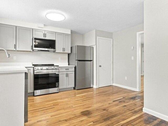 house with 3 bedroom, Boston MA ES105105624