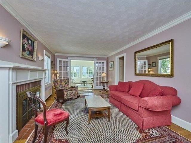 house with 3 bedroom, Boston MA ES105175975