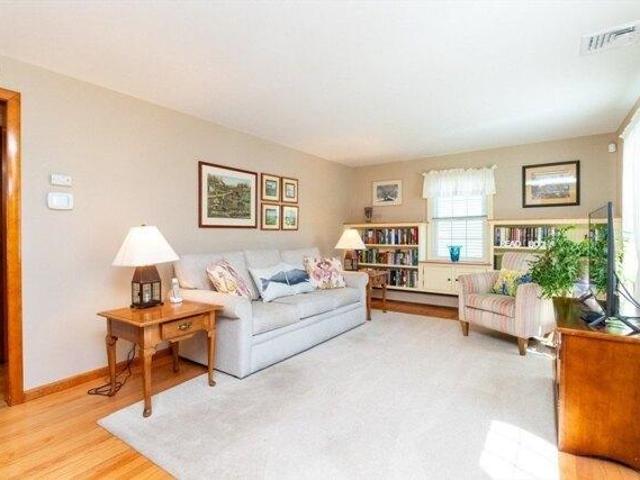 house with 3 bedroom, Boston MA ES105190300