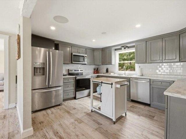 house with 3 bedroom, Bourne MA DLS102409642