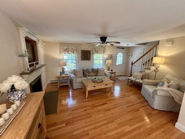 house with 3 bedroom, Bourne MA ES104351495