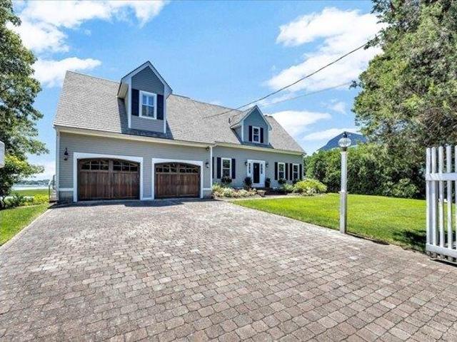 house with 3 bedroom, Bourne MA ES105115418