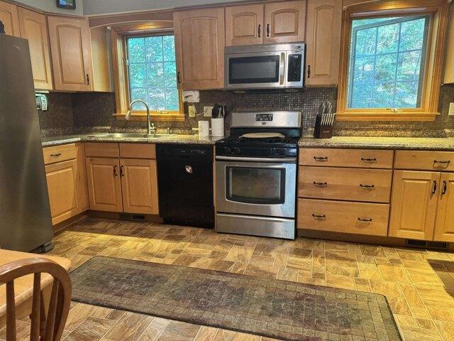 house with 3 bedroom, Bow NH ES105230613