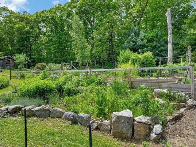 house with 3 bedroom, Boylston MA ES102961542