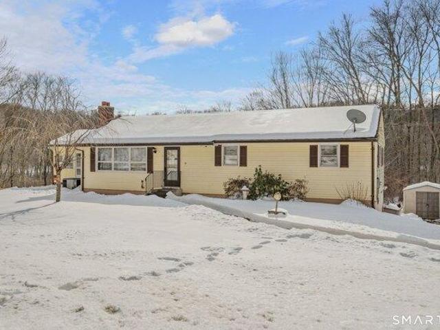 house with 3 bedroom, Bozrah CT DS101857843
