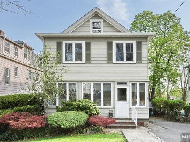 house with 3 bedroom, Bloomfield NJ DLS101705047