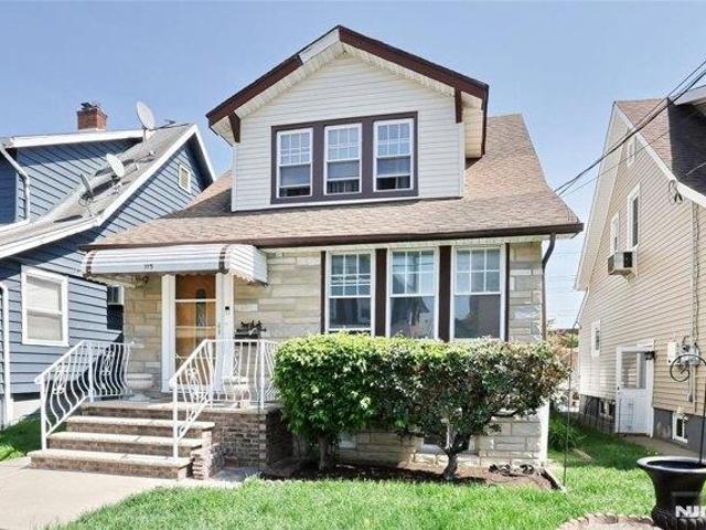 house with 3 bedroom, Bloomfield NJ DLS102255363