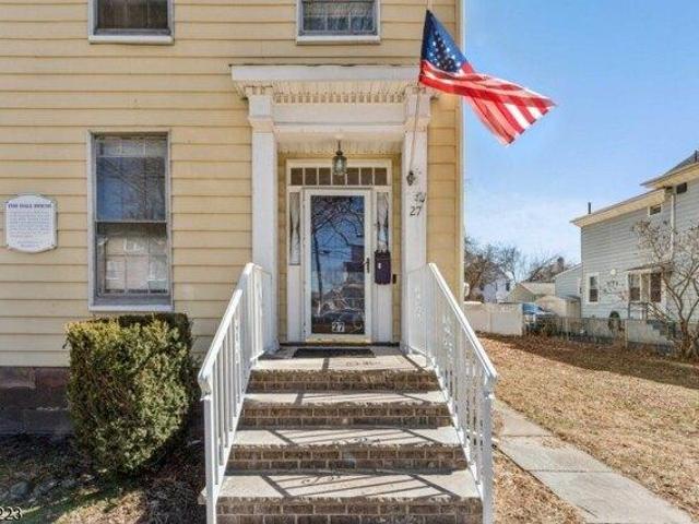 house with 3 bedroom, Bloomfield NJ DLS102258967