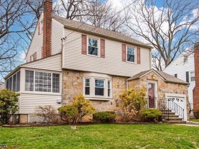 house with 3 bedroom, Bloomfield NJ DLS102215182