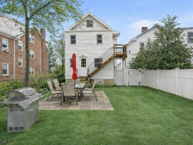 house with 3 bedroom, Bloomfield NJ DLS102313829