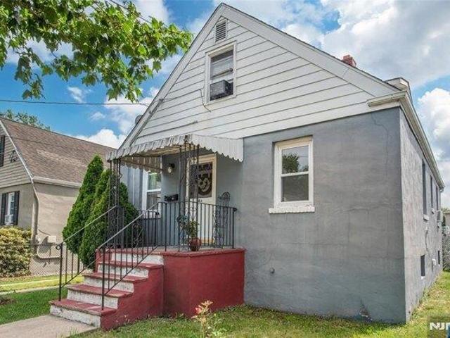 house with 3 bedroom, Bloomfield NJ DLS102824541