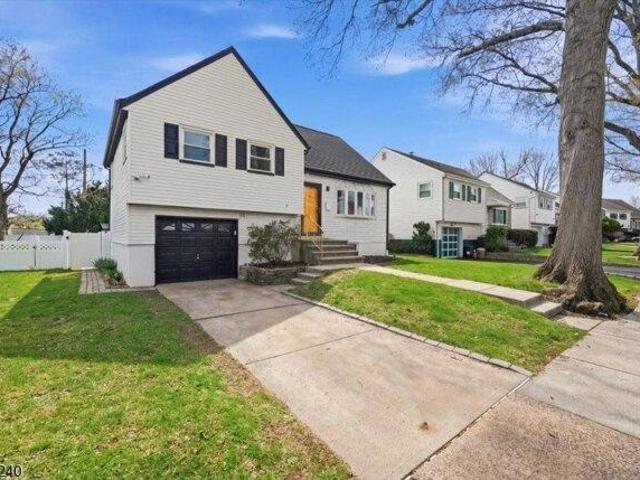 house with 3 bedroom, Bloomfield NJ DS102214265