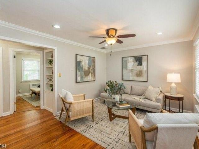 house with 3 bedroom, Bloomfield NJ ES104834975