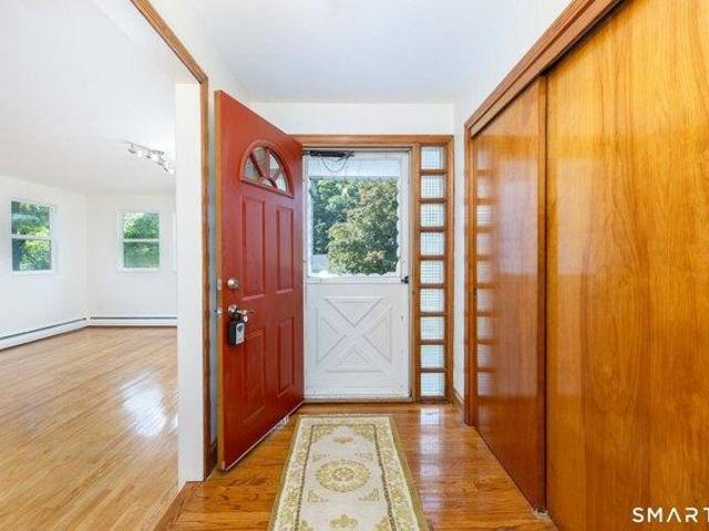 house with 3 bedroom, Bloomfield CT DS103667012