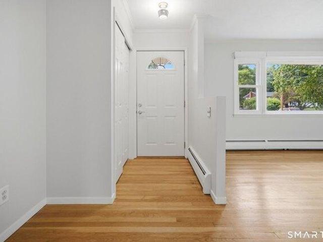 house with 3 bedroom, Bloomfield CT ES105108007