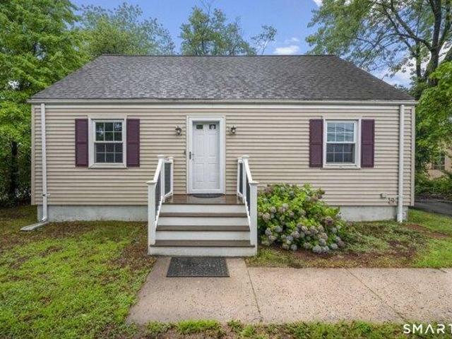 house with 3 bedroom, Bloomfield CT ES105117187