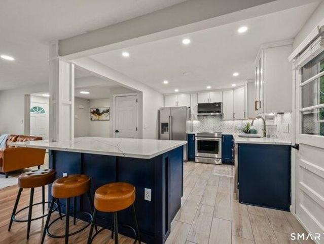 house with 3 bedroom, Bloomfield CT ES105230627