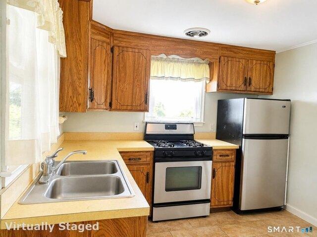house with 3 bedroom, Bloomfield CT ES105232440