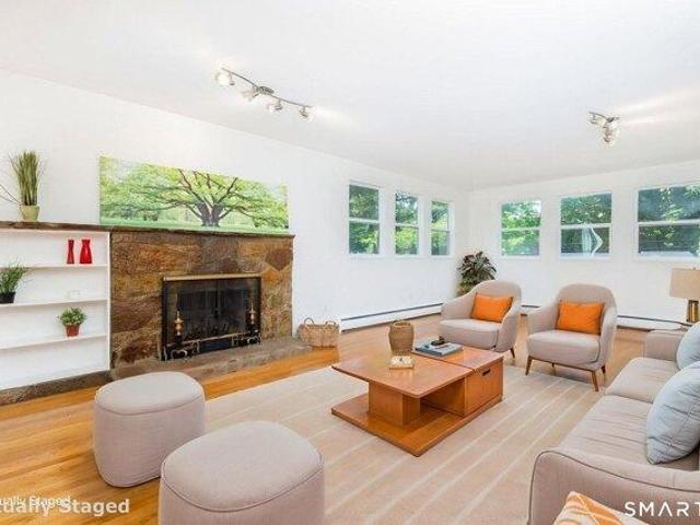 house with 3 bedroom, Bloomfield CT ES103967722