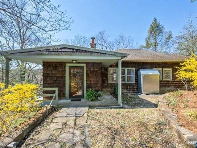 house with 3 bedroom, Bloomingdale NJ DLS101494672